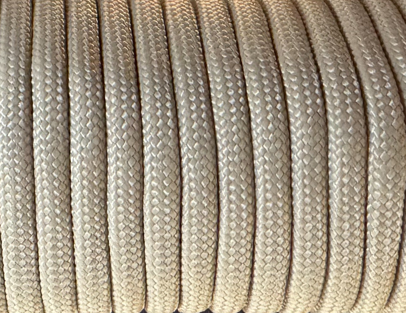 Paracord 550 Type III - 100% Nylon - 15m Beige – Primal Cords