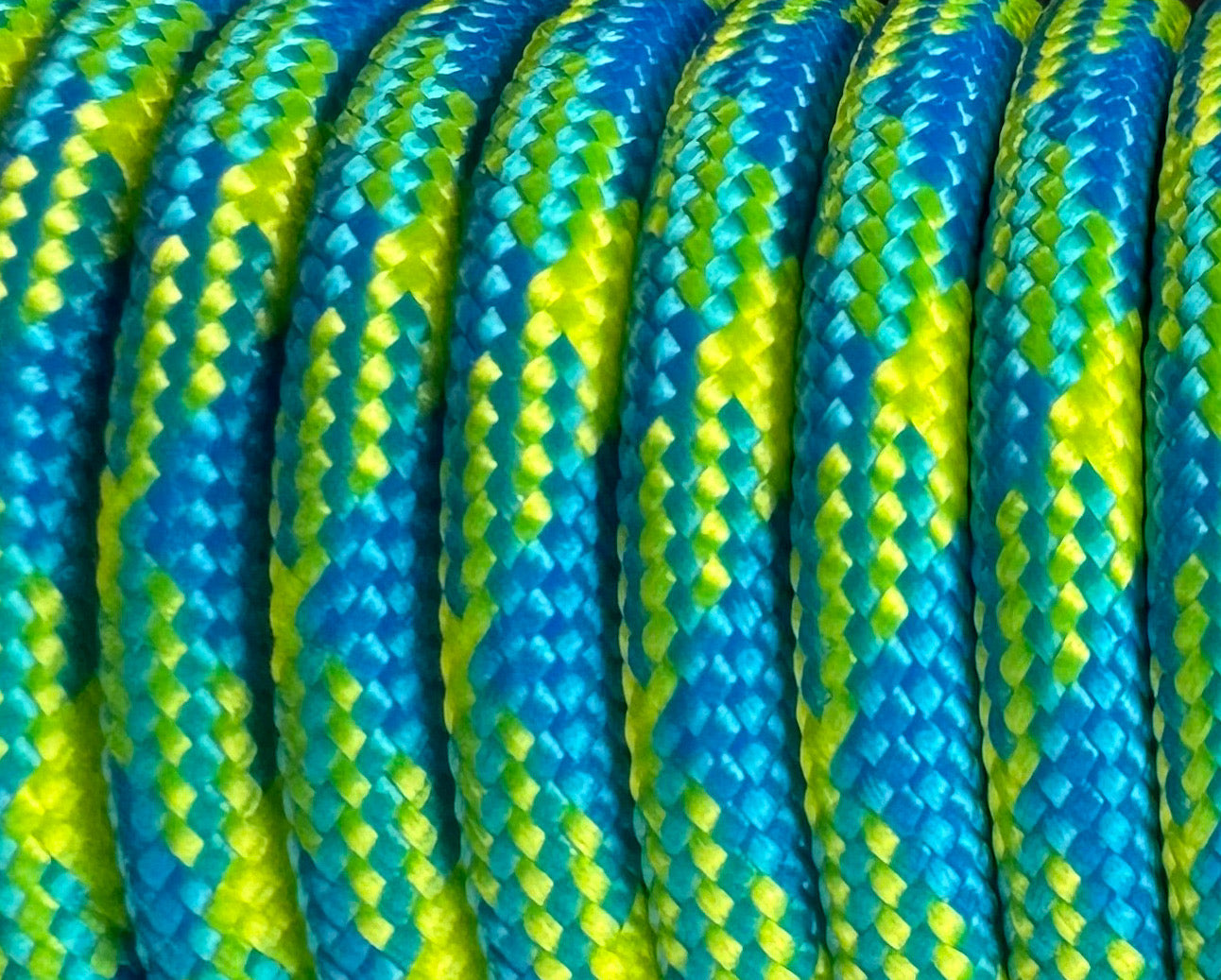 Paracord 550 Type III - 100% Nylon - 15m Blue and Yellow – Primal Cords
