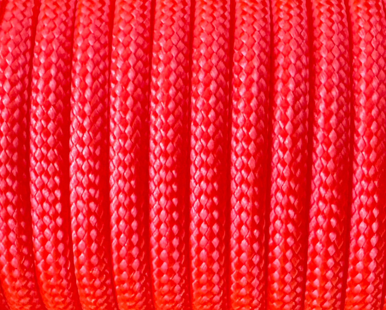 Paracord 550 Type III - 100% Nylon - 15m Bright Pink – Primal Cords